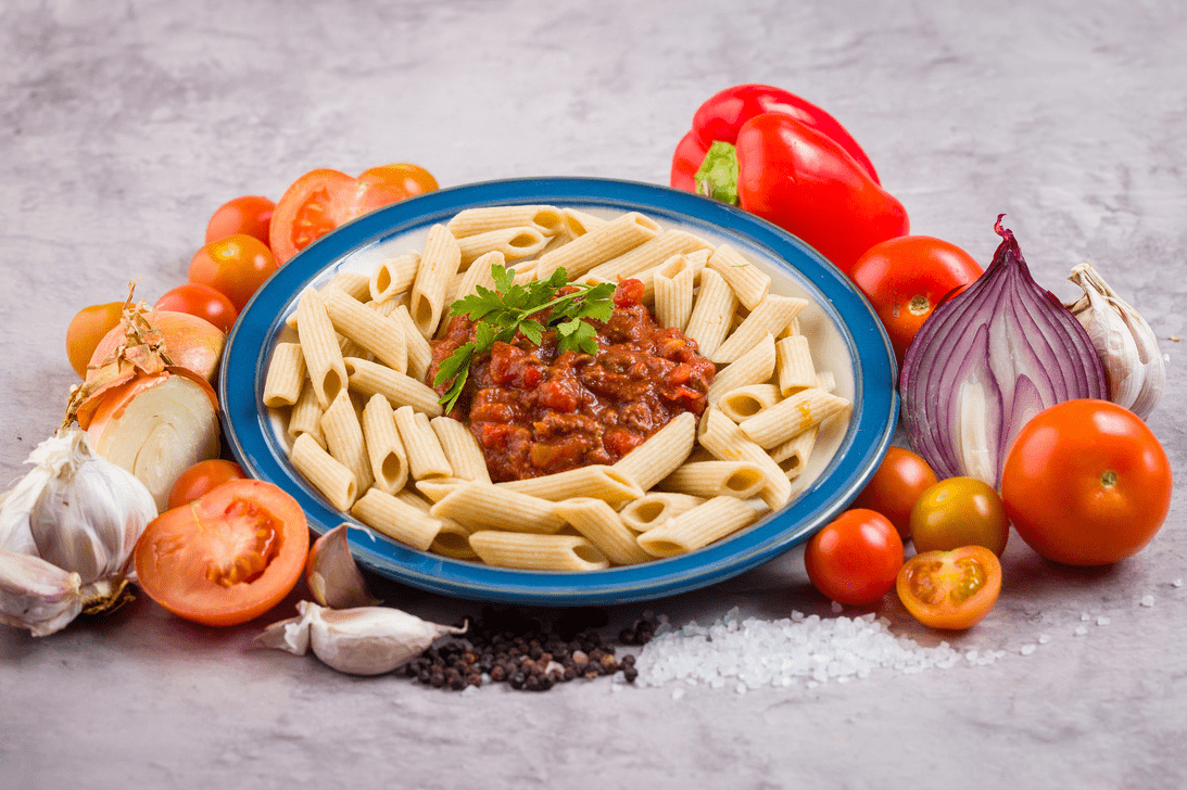 Bologna-Beef-Ragu-and-Wholemeal-Pasta-solo Living Well Foods